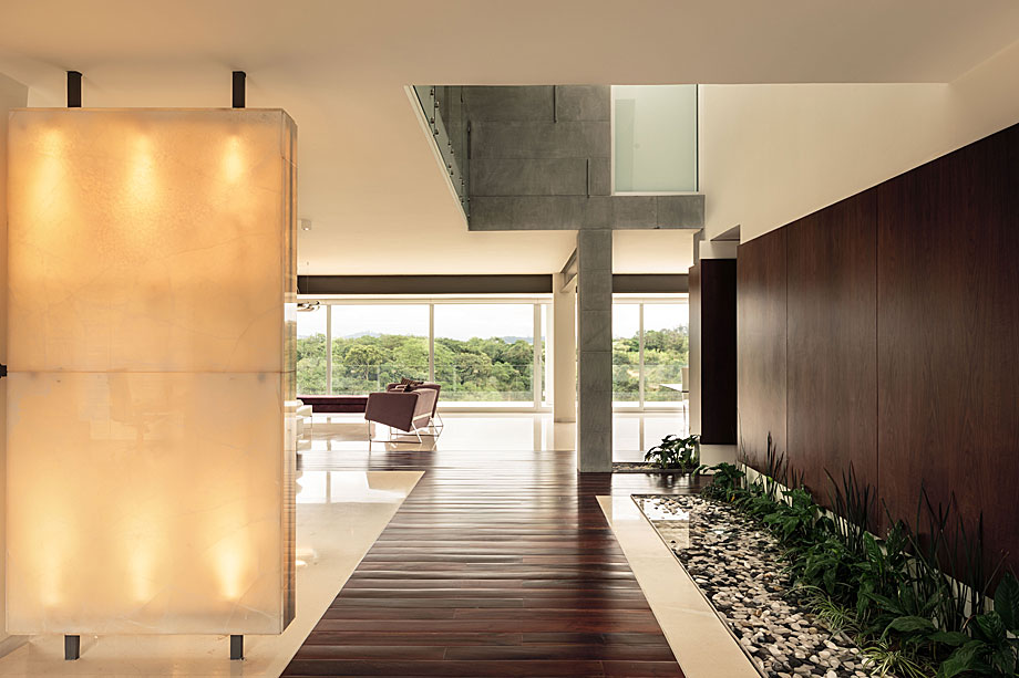 Casa del Bosque de Niebla, por BCA Taller de Arquitectura