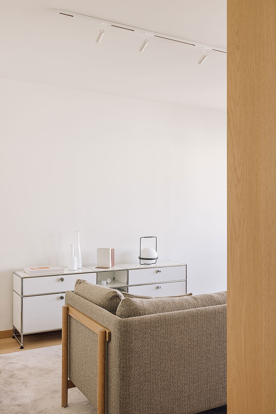 Espacio para el relax en Lisboa, por Lola Cwikowski Studio