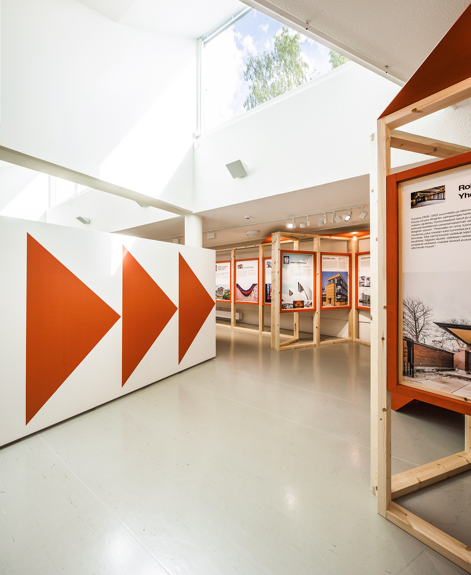 Human Traces–World Heritage, comisariada y diseñada por Anna & Eugeni Bach