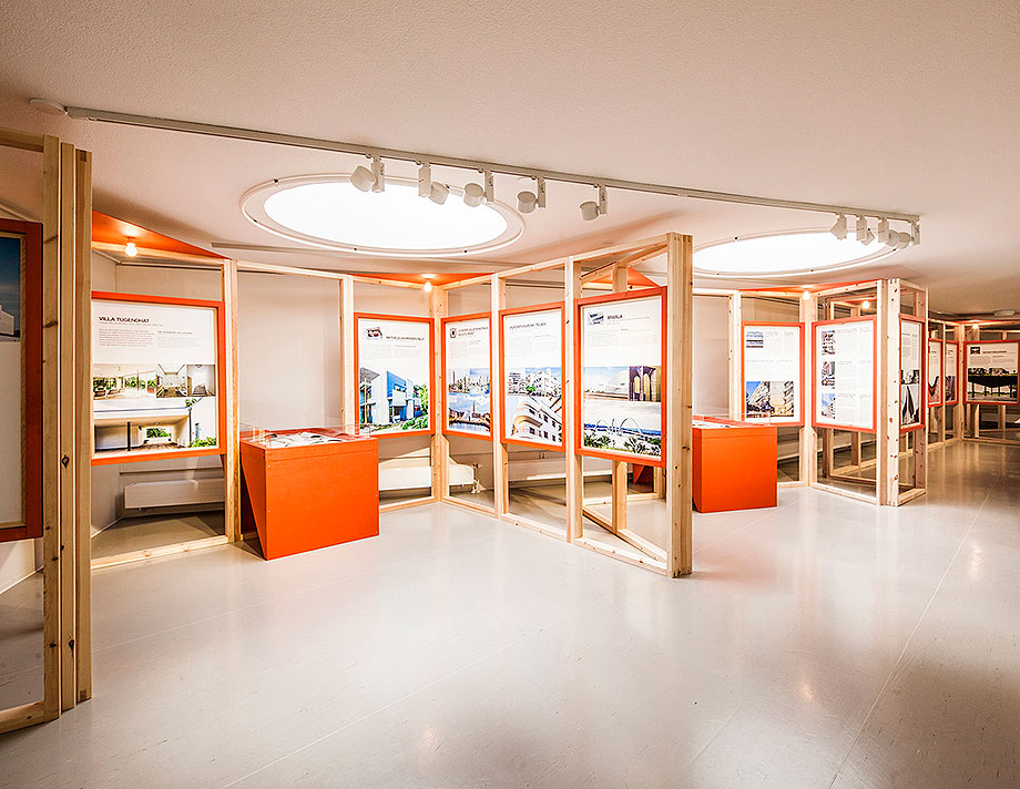 Human Traces–World Heritage, comisariada y diseñada por Anna & Eugeni Bach