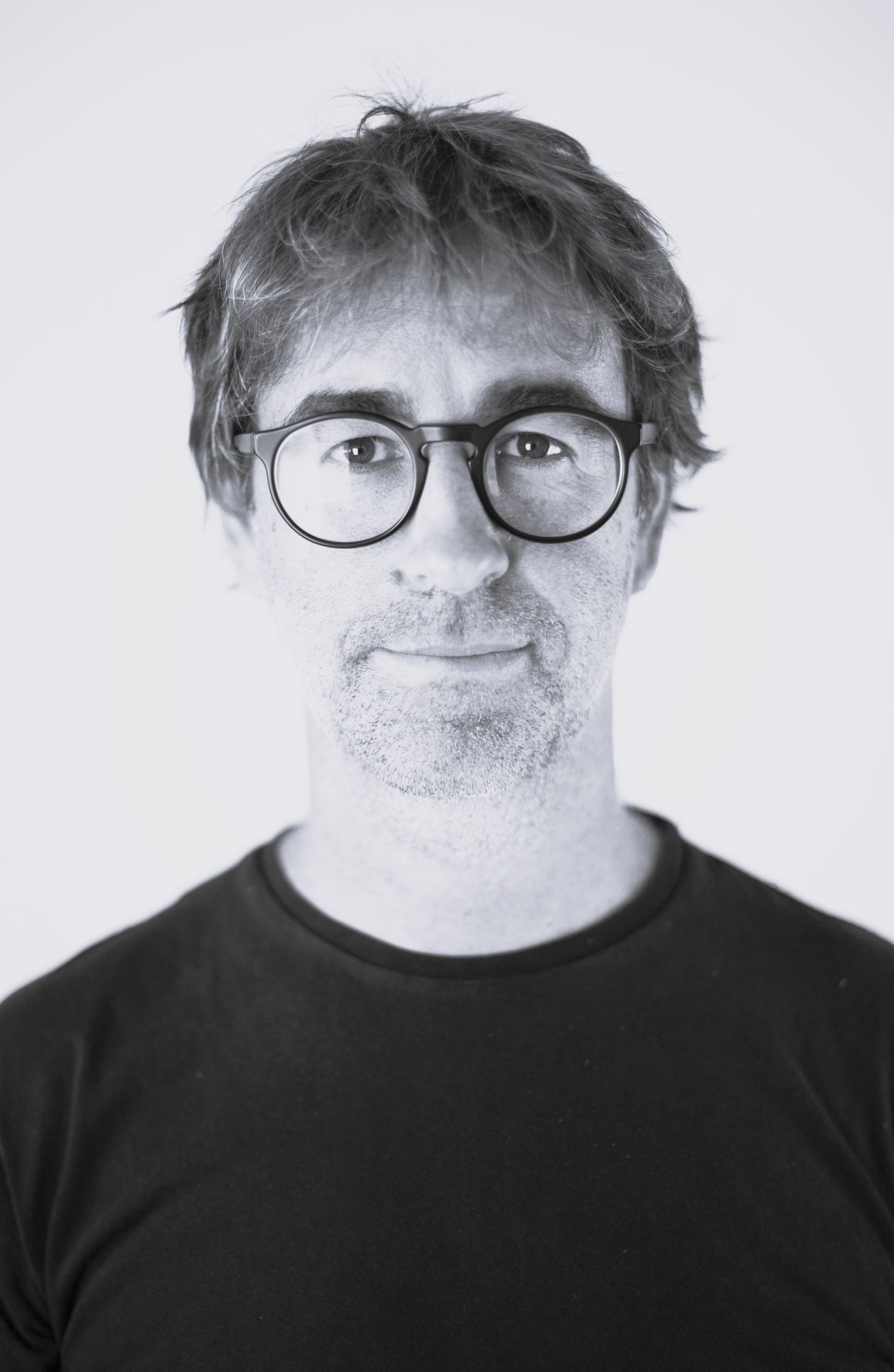 Entrevista a Héctor Serrano, Premio Nacional de Diseño 2024